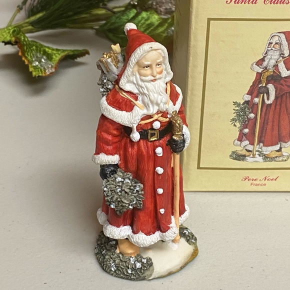 Unique Vintage | Accents | Vintage The International Santa Claus ...